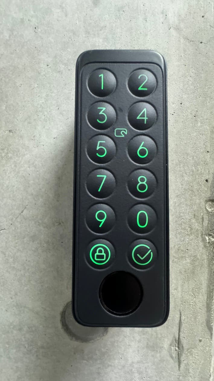 ※2025年12月20日閉鎖⭐️神田徒歩2分⭐️明るい会議室⭐️高速WiFi テレビ接続用HDMI USB-C完備⭐️禁煙の写真4