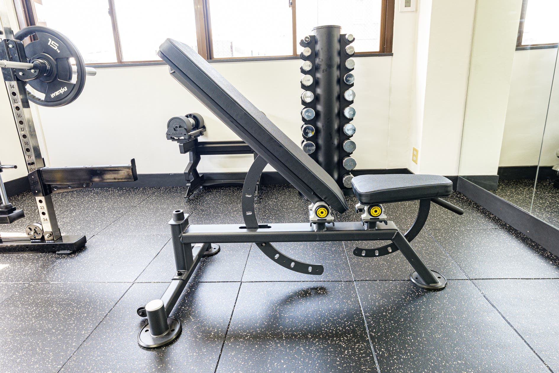 【新富町駅30秒/築地駅4分】1日1回スタッフ完全清掃のハイクオリティレンタルジムの写真11