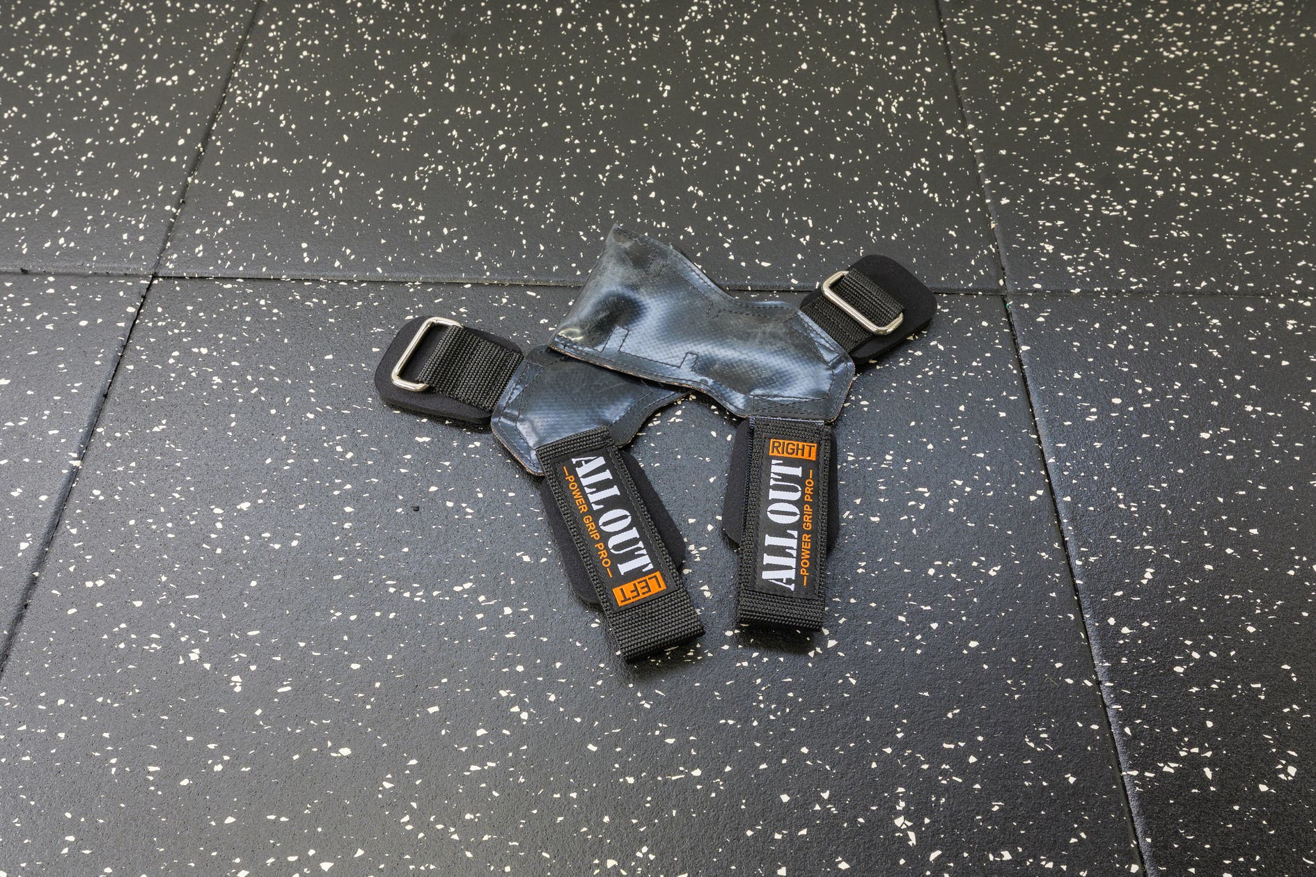 【新富町駅30秒/築地駅4分】1日1回スタッフ完全清掃のハイクオリティレンタルジムの写真15