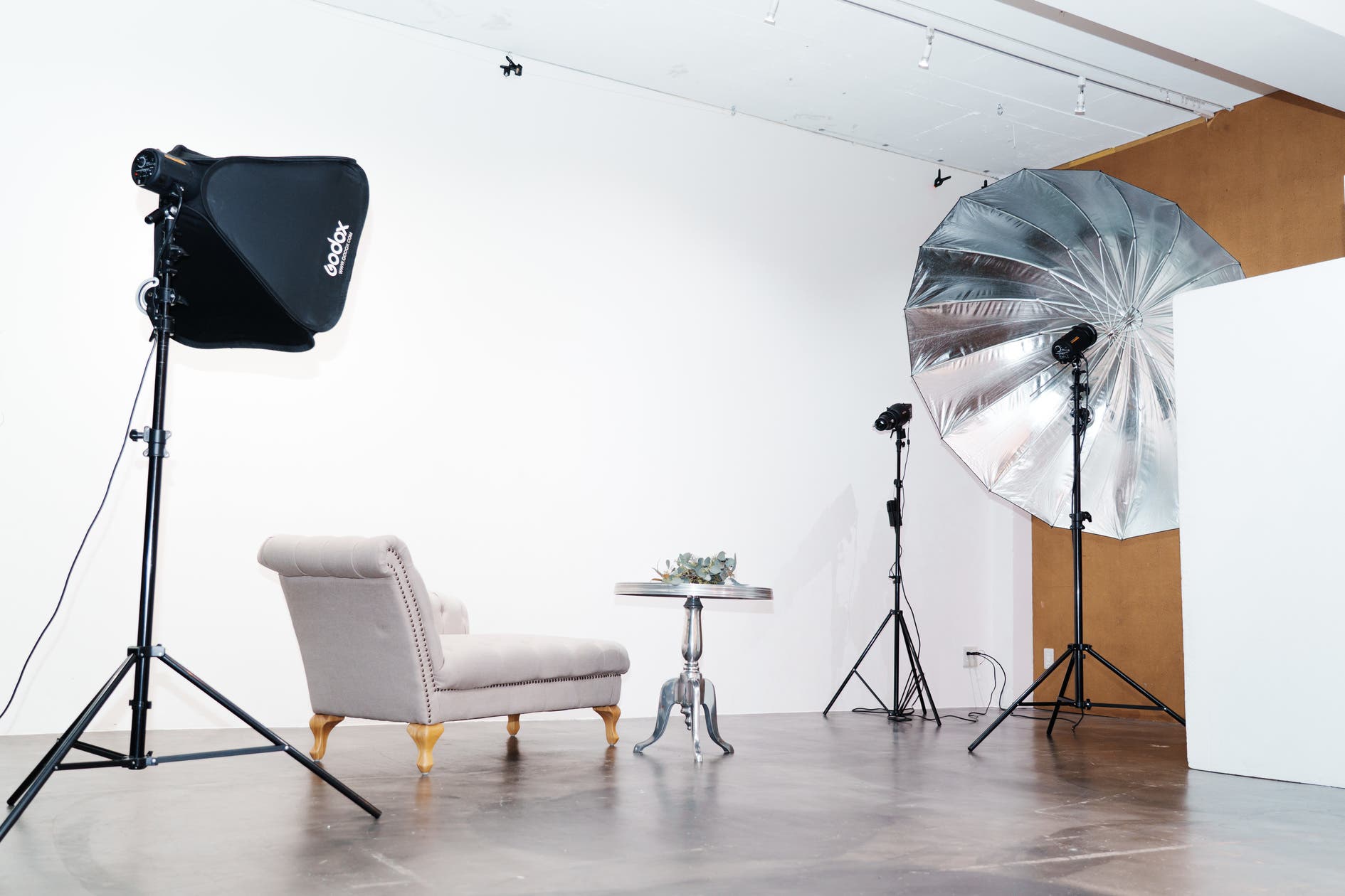 桜川駅から徒歩5分🚶広めの写真スタジオ/スタジオ撮影/1時間からでもOKの写真4