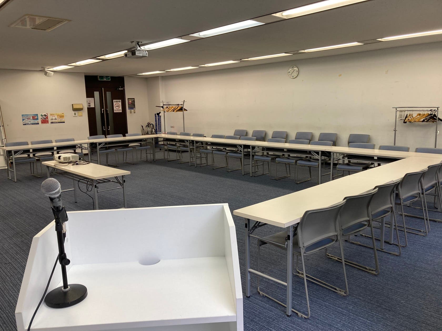 4F【本町駅から徒歩0分！】２０～７0名まで。無料備品も多数！の写真29