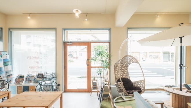 【沖縄宜野湾市】インスタ映えスペースでミーティング/セミナー/展示会/ロケ撮影等の利用が出来るGAKUARU BASEの写真4