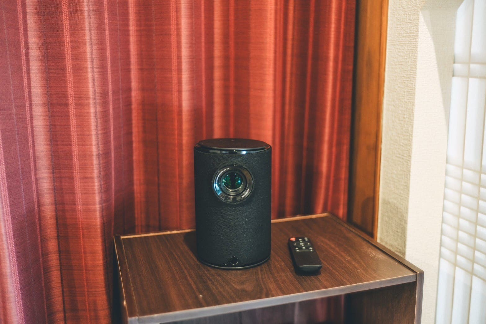 プロジェクターの画像1