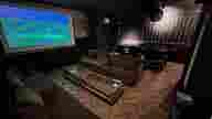 【FAMILYPOT 渋谷店🆕OPNE🎉】駅徒歩3分 本格ポーカーテーブル、ダーツ、ボードゲームもあるバリ風スペースの写真2