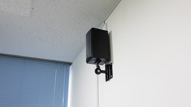 【伏見駅1分】ワンランク上の会議室|60㎡最大50名着席可能|備品全て無料|プロジェクター、音響完備、司会台、マイクの写真18