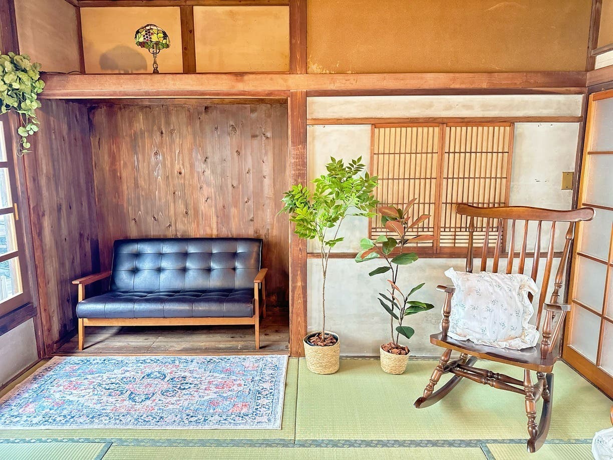 【目黒/西小山/レトロカフェ風スタジオ】古民家カフェモチーフ/畳/自然光/50平米/照明機材/メイクスペース/ゴミ捨ておまかせの写真1