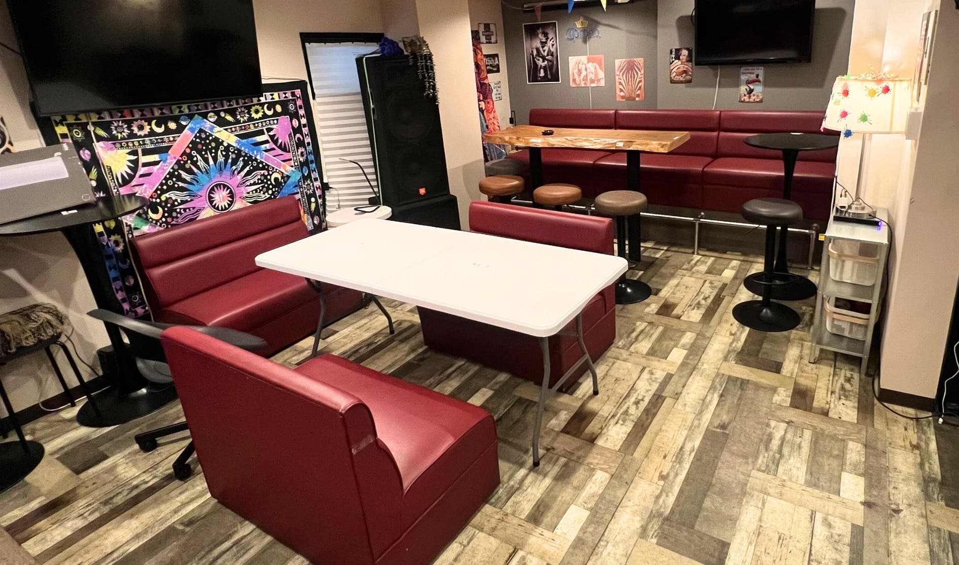 自由なミーティング・パーティーができるサウンドスペースの写真5