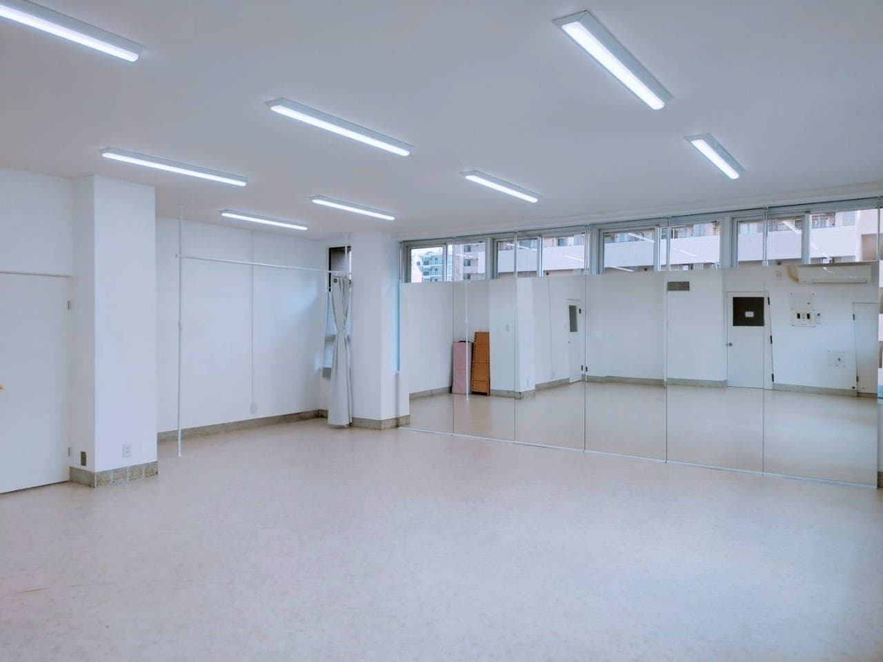 ✨️最寄り駅から徒歩2分、62平米の大きなスタジオ✨️の写真7