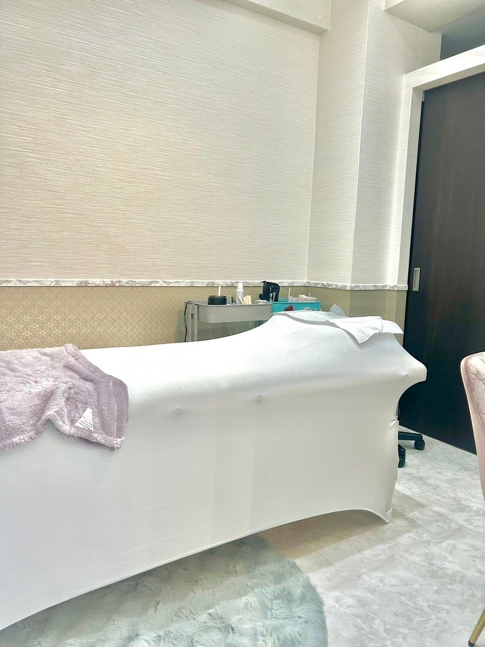 谷町9丁目、大阪上本町駅7番出口すぐ！完全個室サロンの写真6