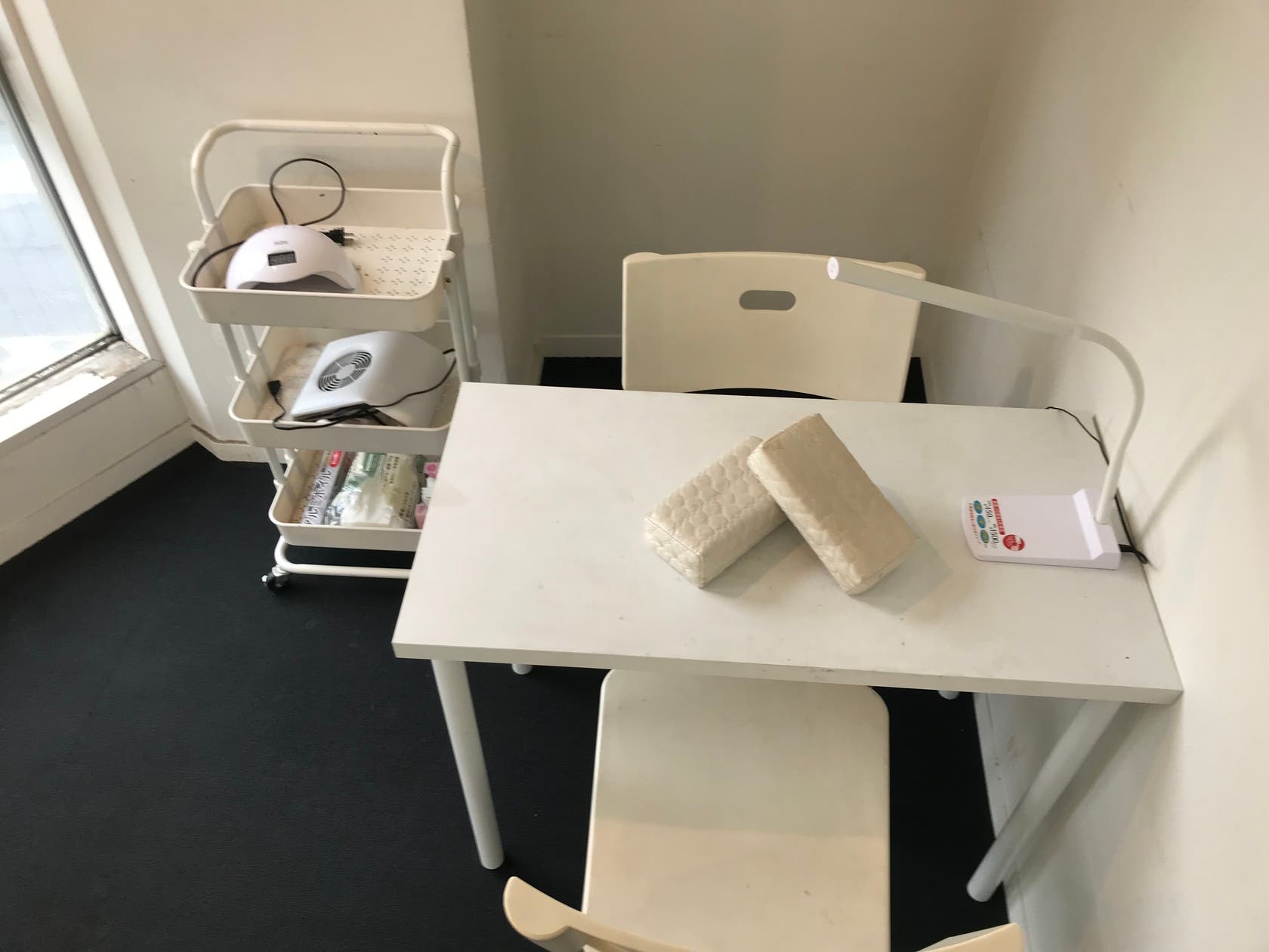 ワンコインネイル１時間５００円（税抜）の激安ネイルサロン！都心では最安値、新宿御苑前から３分でアクセスも便利の写真3