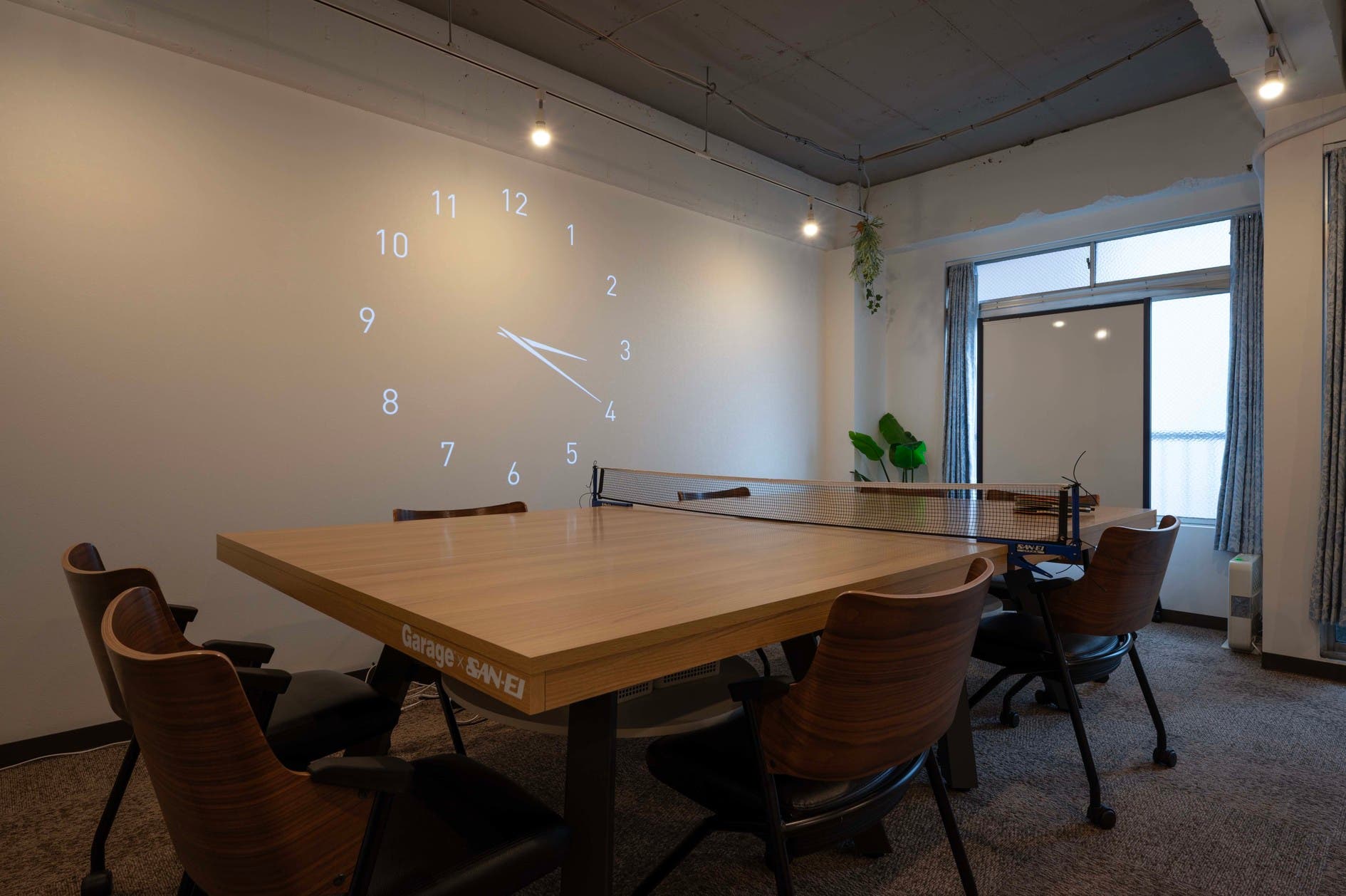 駅近❗120㌅4Kプロジェクター👀自由自在な新会議室✨クロスゲート三田・田町🏙卓球🏓映画鑑賞🎥の写真9