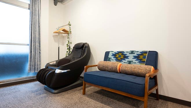 駅近❗120㌅4Kプロジェクター👀自由自在な新会議室✨クロスゲート三田・田町🏙卓球🏓映画鑑賞🎥の写真12