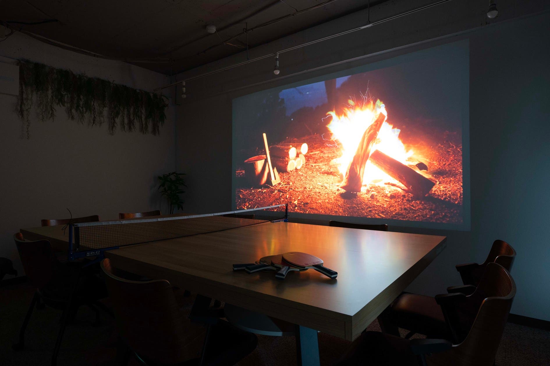 駅近❗120㌅4Kプロジェクター👀自由自在な新会議室✨クロスゲート三田・田町🏙卓球🏓映画鑑賞🎥の写真16