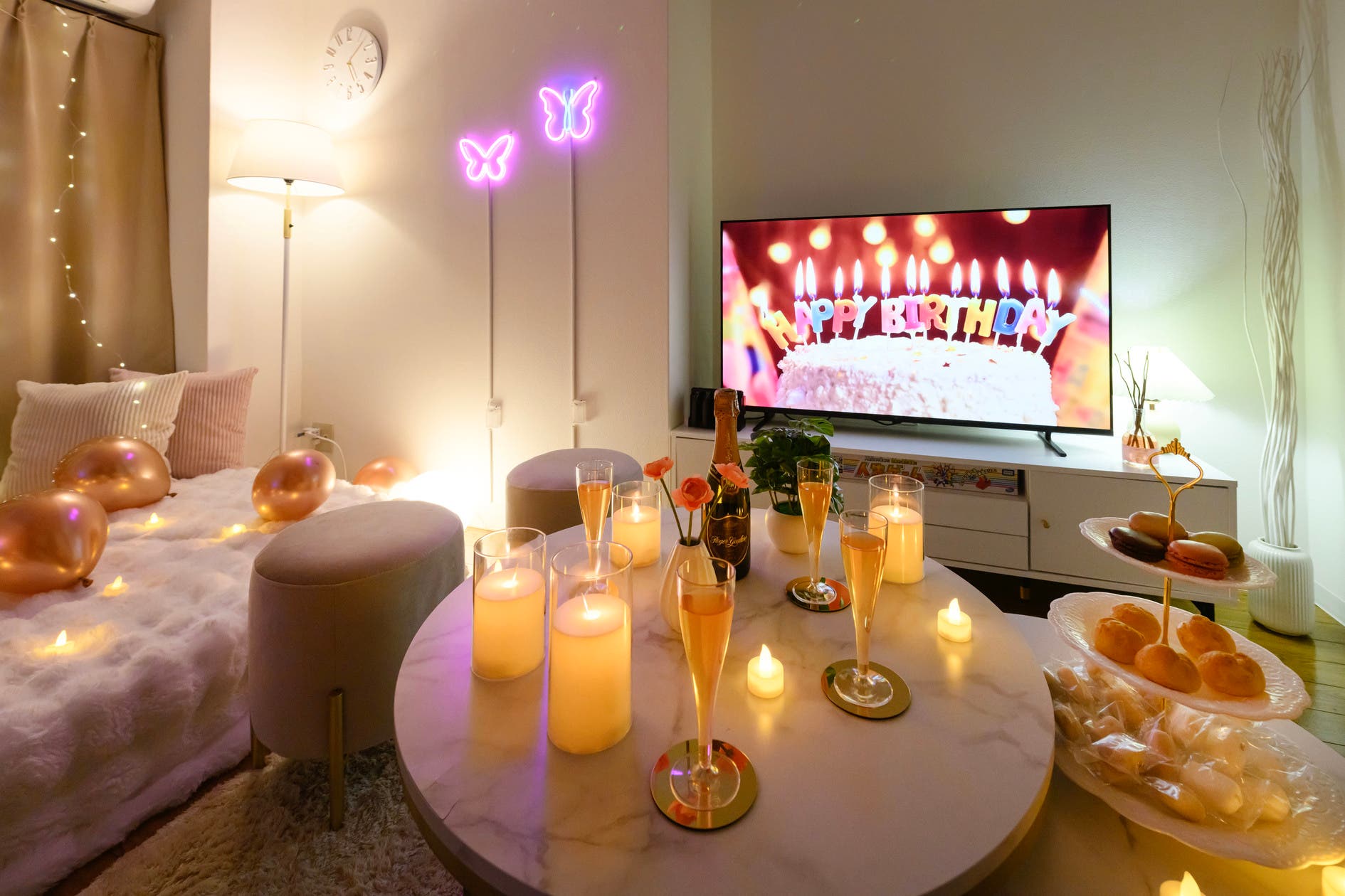 ヒカリの幻想空間🦋🤍女子会/本気デート大人気💓大画面TVで鑑賞会🎬Switch＆ボドゲ🎮現役コンシェルジュ運営🕊️の写真7