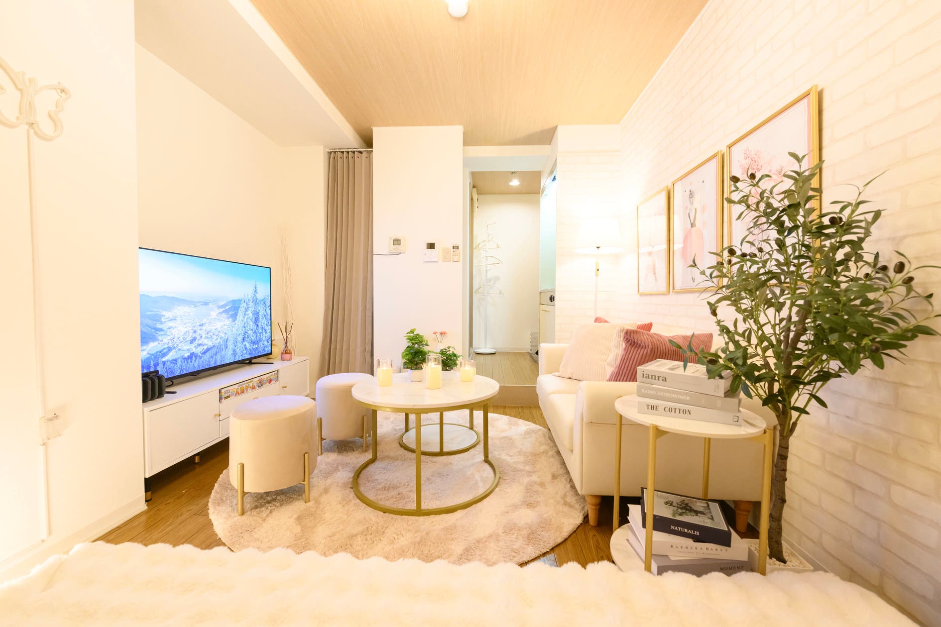 ヒカリの幻想空間🦋🤍女子会/本気デート大人気💓大画面TVで鑑賞会🎬Switch＆ボドゲ🎮現役コンシェルジュ運営🕊️の写真12