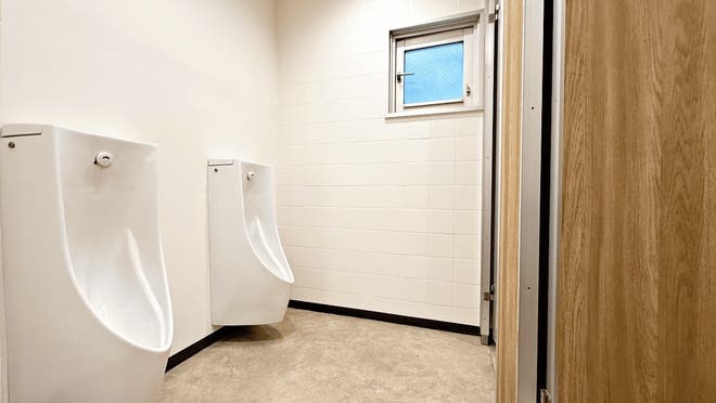 BL会議室 池袋西口店 RoomB 最大8名収容【池袋駅徒歩2分!モニター・AIカメラ・音声会議システム常設】の写真14