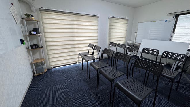 新宿で最安値!!新規OPEN♪新宿三丁目駅から徒歩1分のレンタルオフィス 電子タバコ可 施術ベッド有り!の写真7