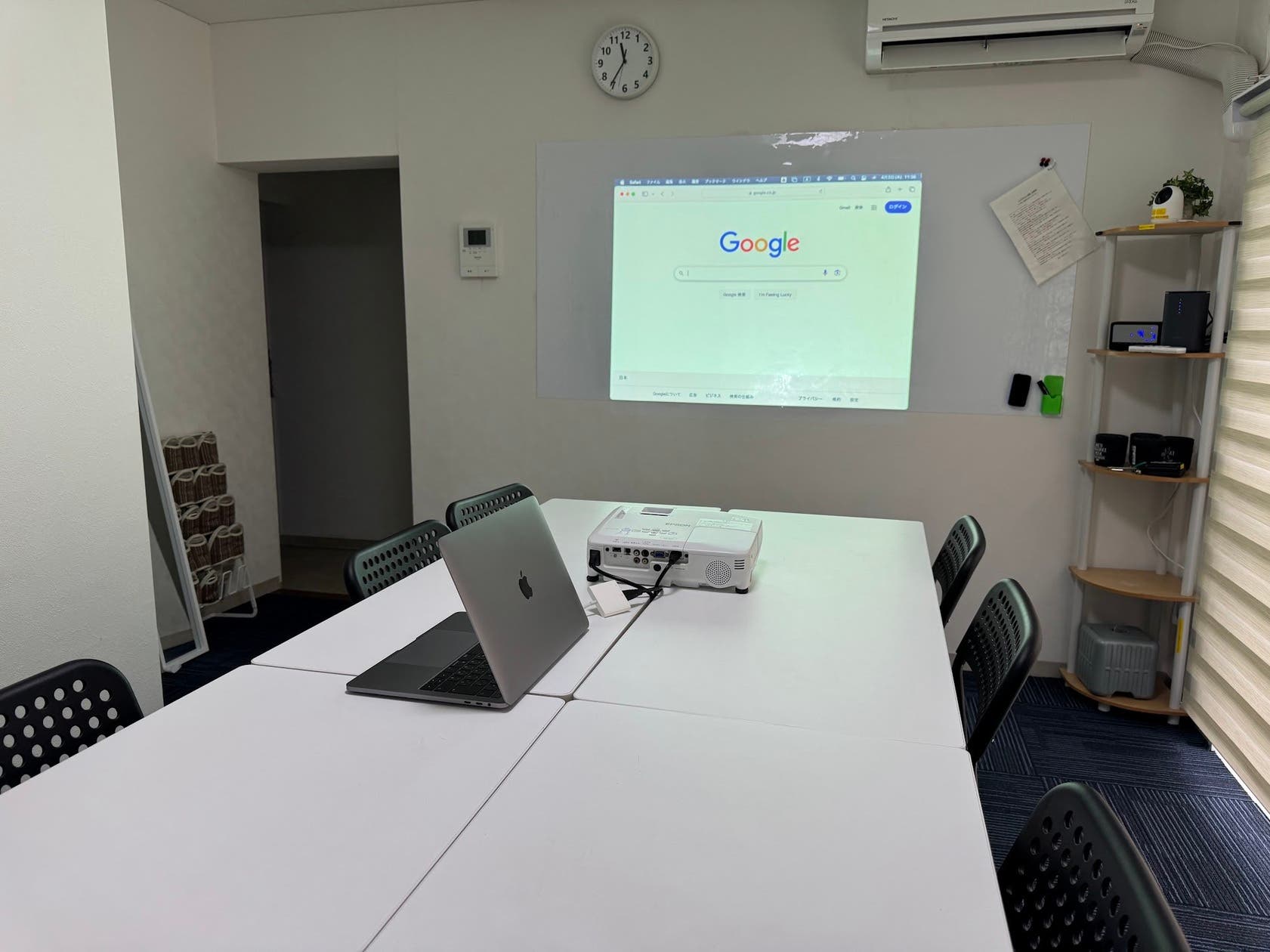 新宿で最安値！！新規OPEN♪新宿三丁目駅から徒歩1分のレンタルオフィス　電子タバコ可　施術ベッド有り！の写真3