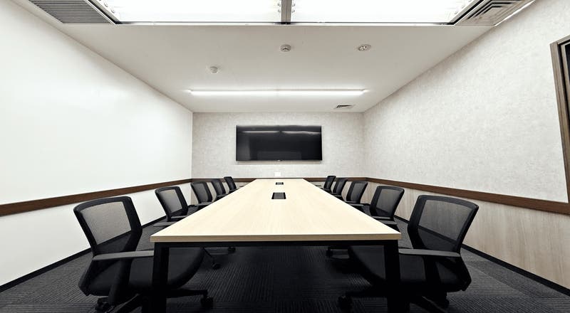 BL会議室 池袋西口店 RoomC 最大11名収容【池袋駅徒歩2分！モニター・AIカメラ・音声会議システム常設】