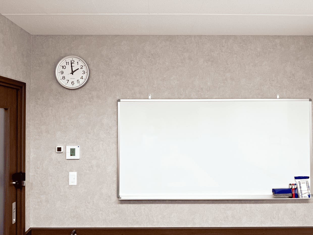 BL会議室 池袋西口店 RoomC 最大11名収容【池袋駅徒歩2分！モニター・AIカメラ・音声会議システム常設】の写真6