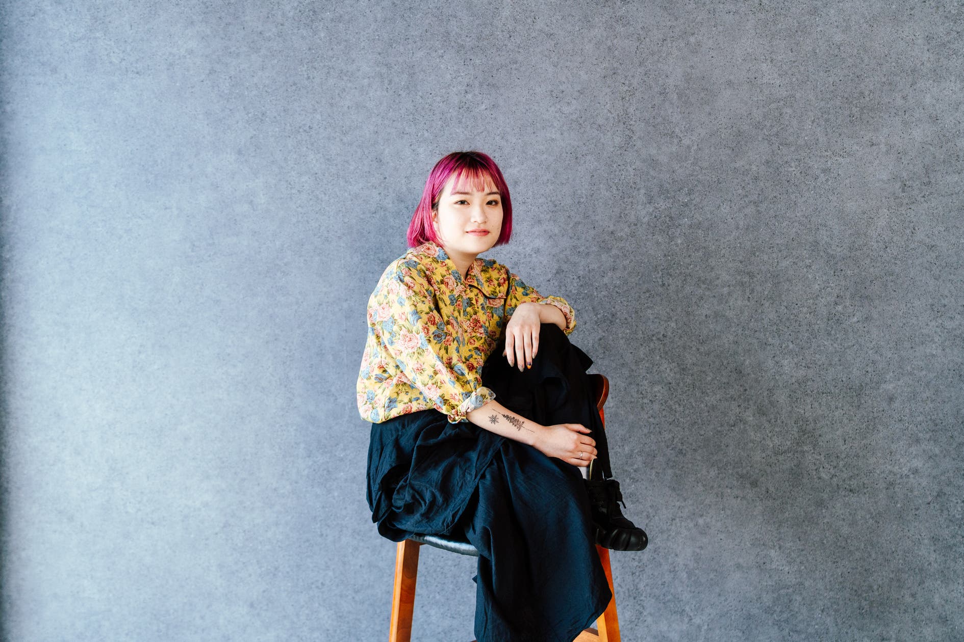 【無料駐車場付きペット可撮影スタジオ】大きな窓/自然光/モルタル調ホリゾント壁/家族写真・MV撮影・ポートレート・撮影会の写真22