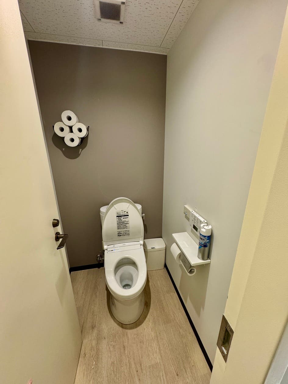 【工事期間限定特別価格¥440！】上野駅近フリースペース（Wi-Fi・電源完備）の写真28