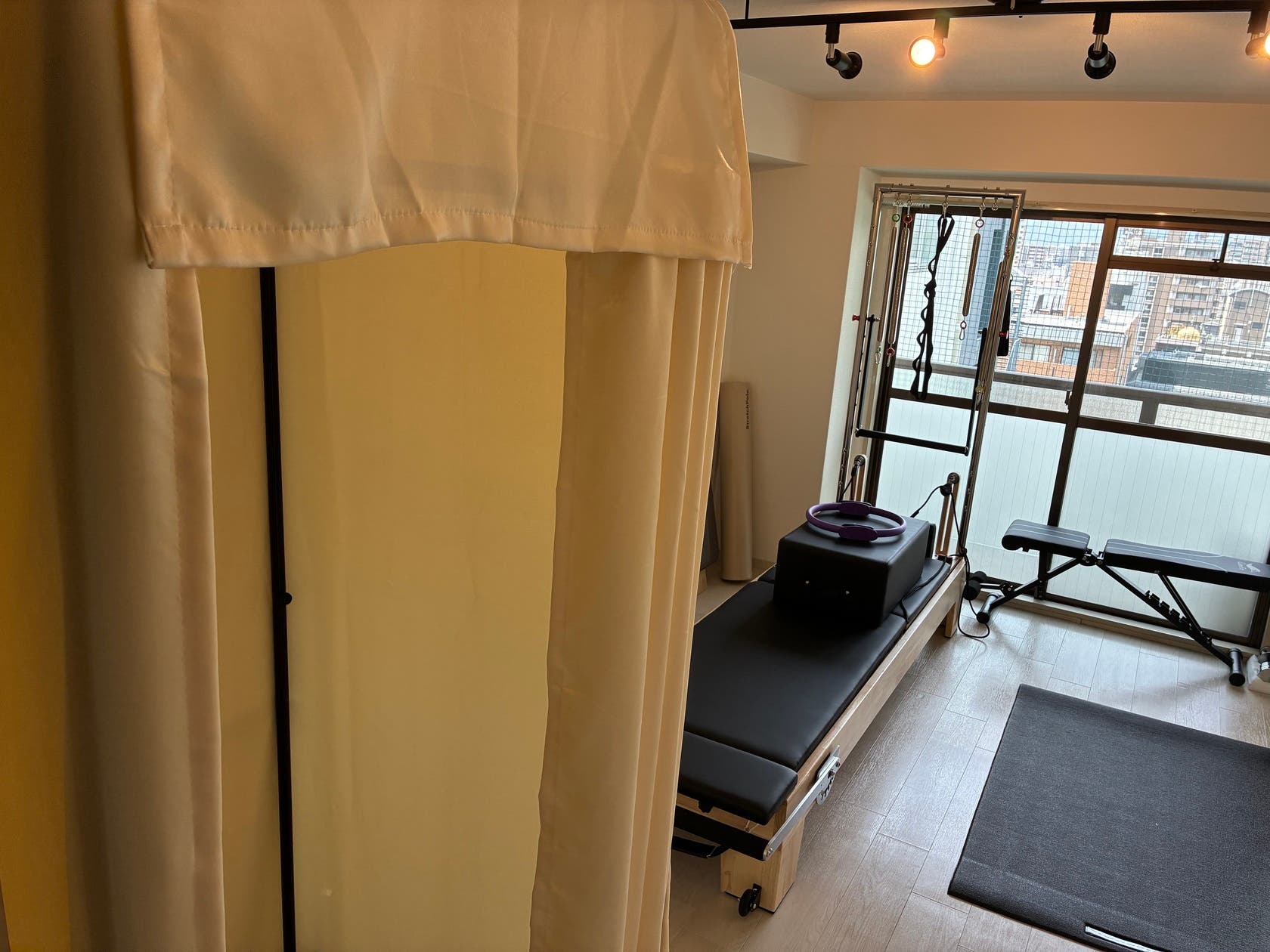 烏丸御池店から徒歩2分のマシンピラティス専門スタジオの写真5