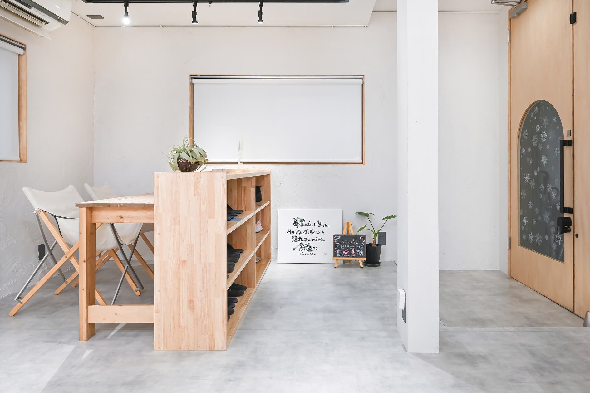 年末年始キャンペーン🎍吉祥寺駅徒歩7分｜ポップアップショップ・ワークショップ・アパレル販売　おしゃれで綺麗な白壁の写真5