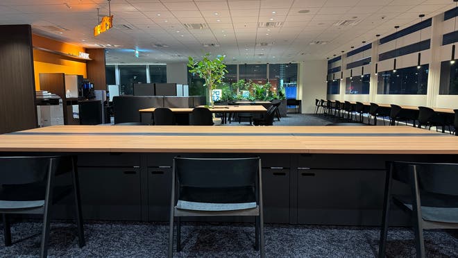 大阪梅田徒歩3分!景色の良い広々とした快適な自習・テレワーク空間の写真5