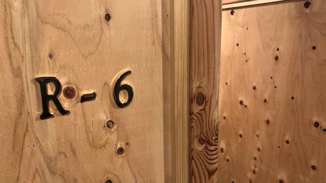 大荷物もおける!鍵付きひろびろ個室ブース!駅徒歩2分【神戸駅前スキマ / 1名】(8階R-6)の写真5