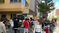 新宿丁目駅から徒歩2分、JR新宿駅から徒歩6分の好立地スペースの写真3