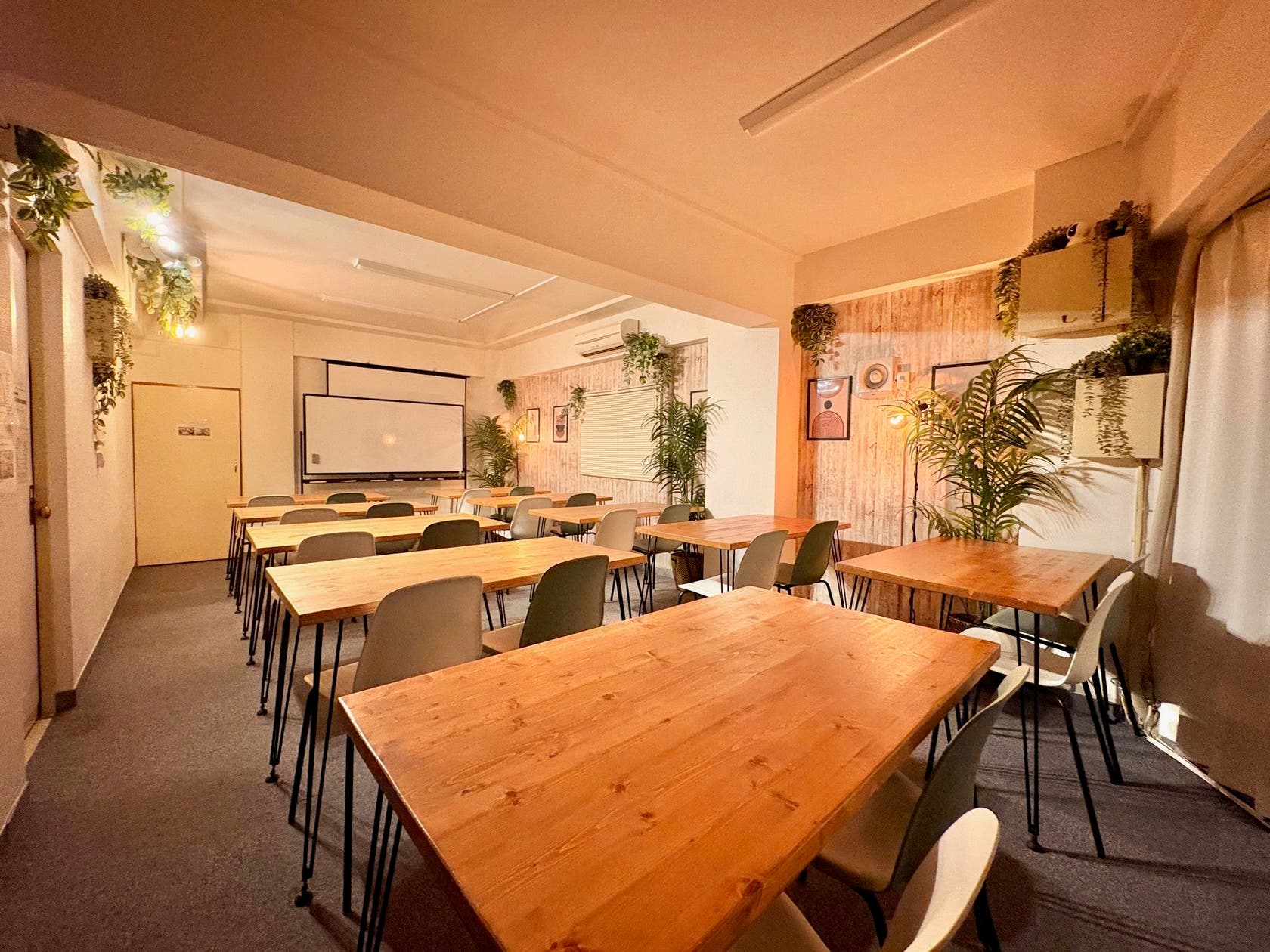 NEW！【飯田橋１分】地下鉄出口5ｍ🏢！最大30名/会議・女子会・ボドゲ等！歓送迎会・パーティ利用可/アルコール含む飲食可🍷の写真5