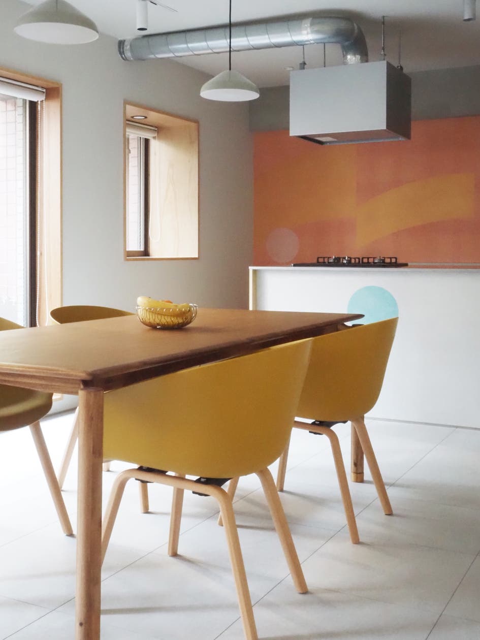 【上野/浅草エリア】温もりある北欧風ヴィンテージ空間🏠｜ポートレート・料理撮影に最適🎬 |🎥白壁デザイン空間 /駅近3分の写真5