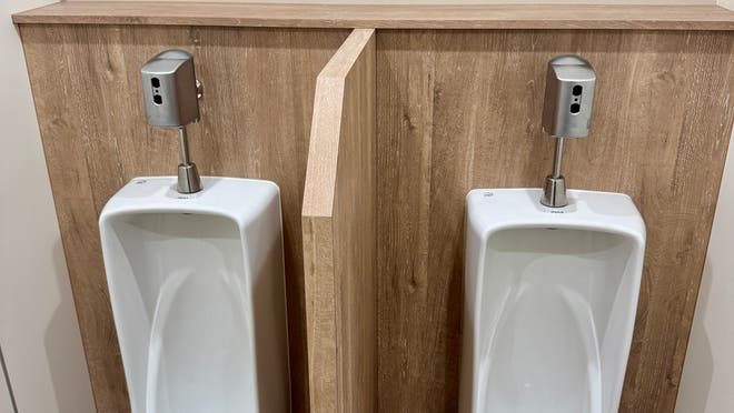 【¥550/1h|工事期間限定】上野駅すぐ・モニター2台鍵付き広め完全個室3014の写真23