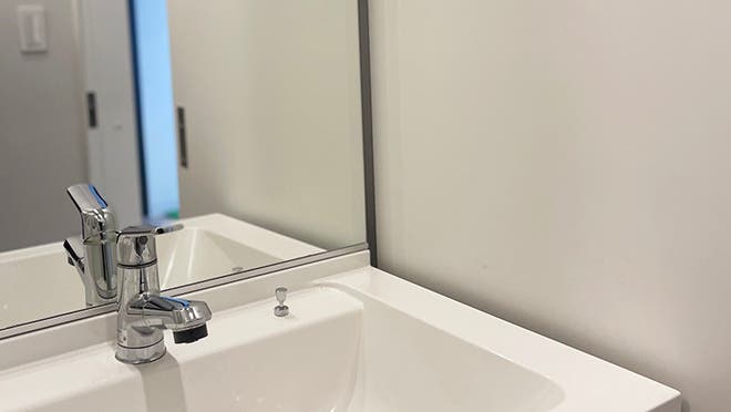 ★横浜最安値! 最寄り駅は横浜駅で、徒歩わずか5分!シャワー完備!の写真5