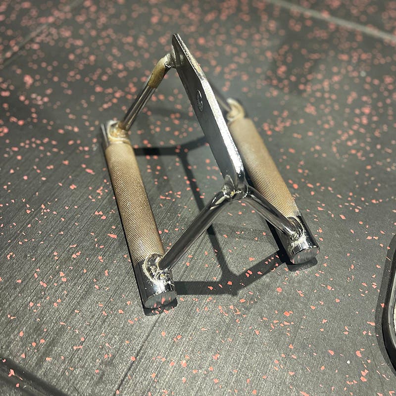 ★横浜最安値！ 最寄り駅は横浜駅で、徒歩わずか5分！シャワー完備！の写真11