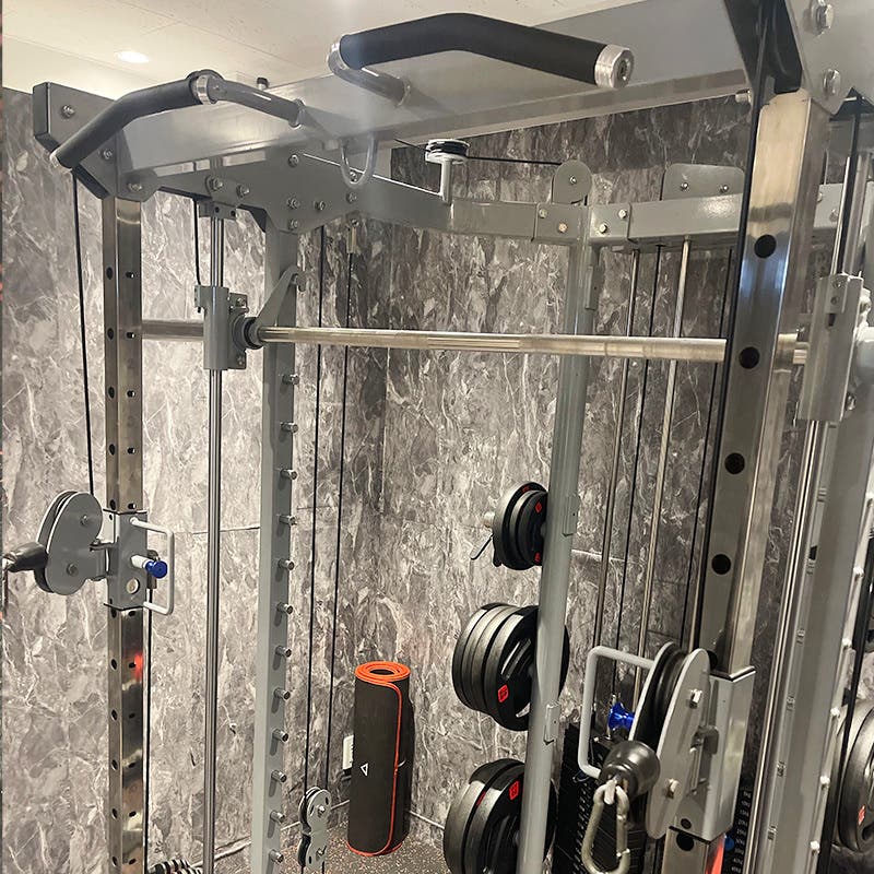 ★横浜最安値！ 最寄り駅は横浜駅で、徒歩わずか5分！シャワー完備！の写真12