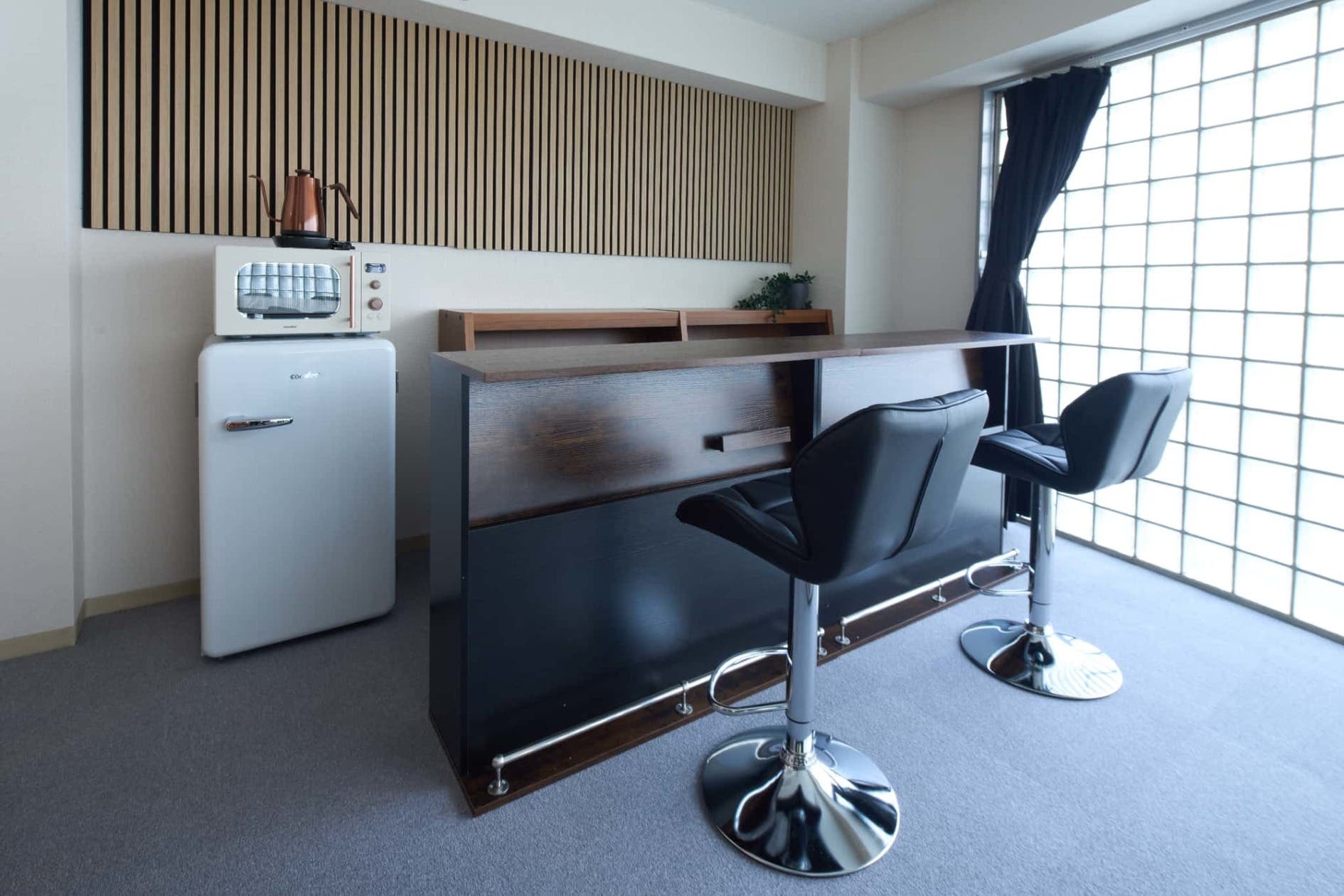 [最大40名収容可]藤沢駅南口徒歩5分 100インチスクリーン！映画鑑賞会/推し活/会議/セミナー/タコパの写真8