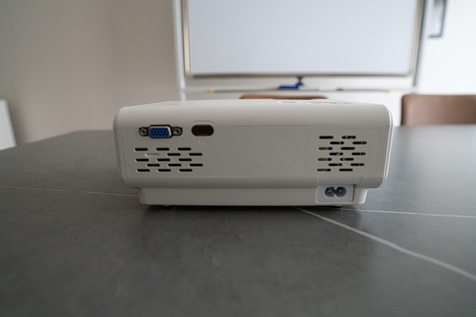 サクラマチクマモトすぐの貸会議室【ホワイトボード、プロジェクター】の写真11