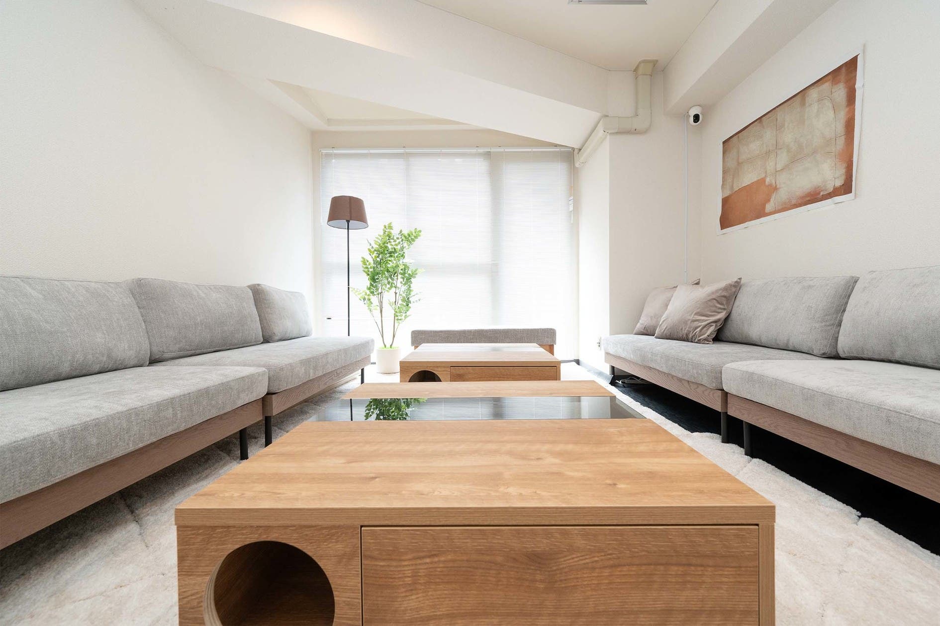 新宿西口3分/西武新宿駅6分大久保駅5分新宿駅5分✨YOYO新宿❣️パーティー・セミナー・イベント【27名着席可】の写真13