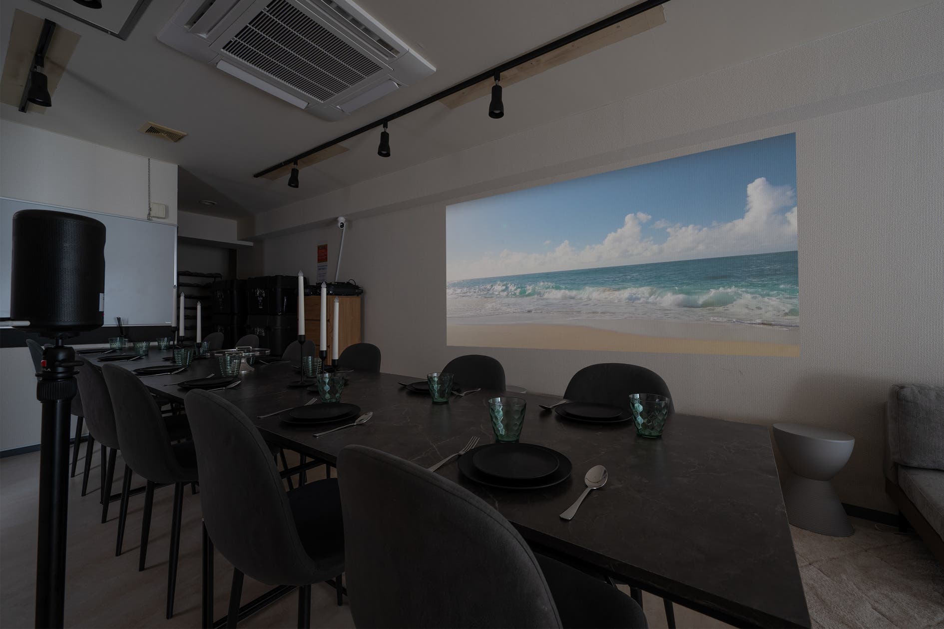 新宿西口3分/西武新宿駅6分大久保駅5分新宿駅5分✨YOYO新宿❣️パーティー・セミナー・イベント【27名着席可】の写真12