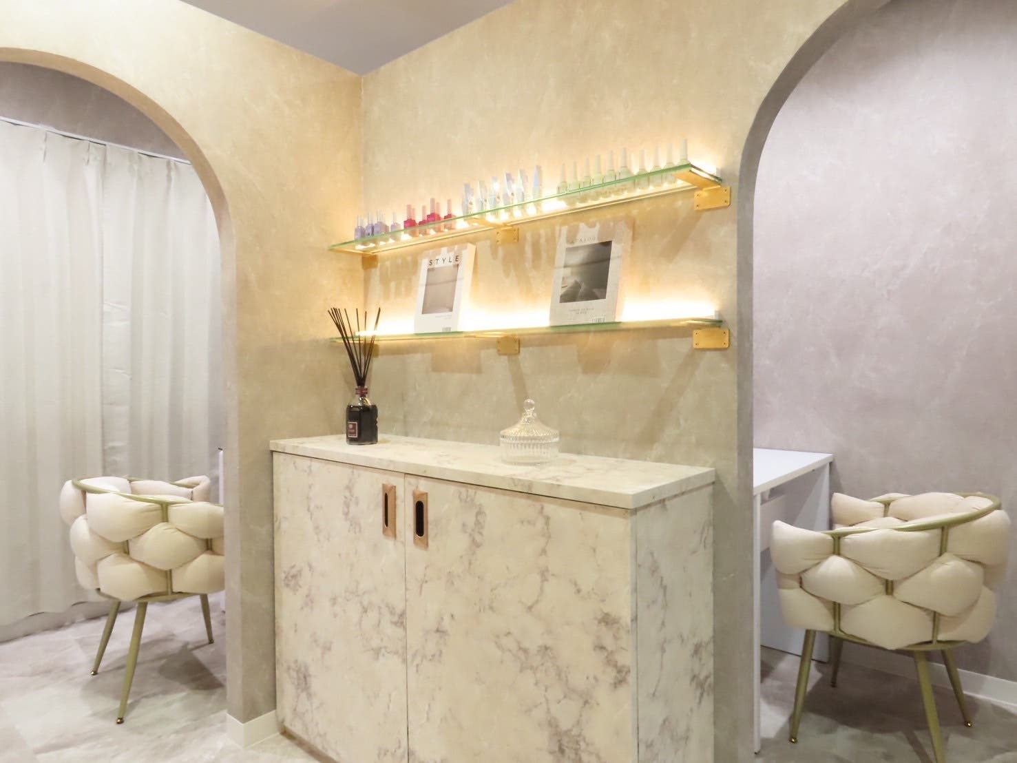 北千住駅から徒歩5分のエステ、ネイル複合施設の写真6