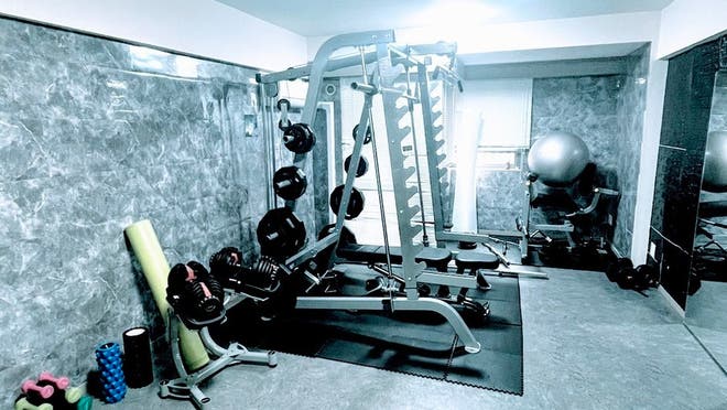 【渋谷駅3️⃣分㊗️1時間最大2079円】▶スミス&バーベル▶34㎡▶ 最安挑戦▶ 徹底清掃▶清潔シャワー無料の写真1