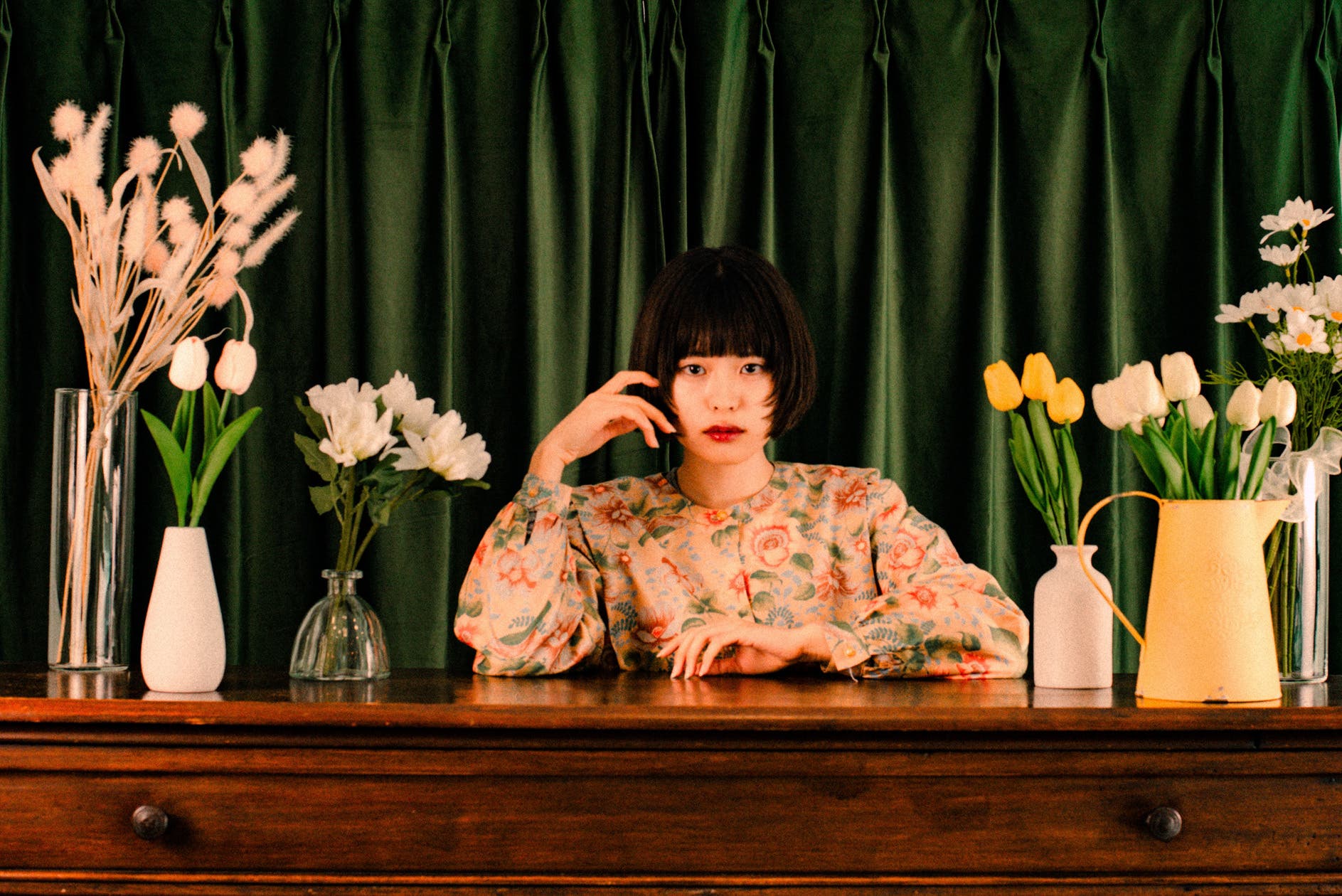 【目黒/西小山/レトロ×アンティーク美容室スタジオ】床屋モチーフ/背景スタンド/照明機材/ゴミ捨ておまかせの写真11