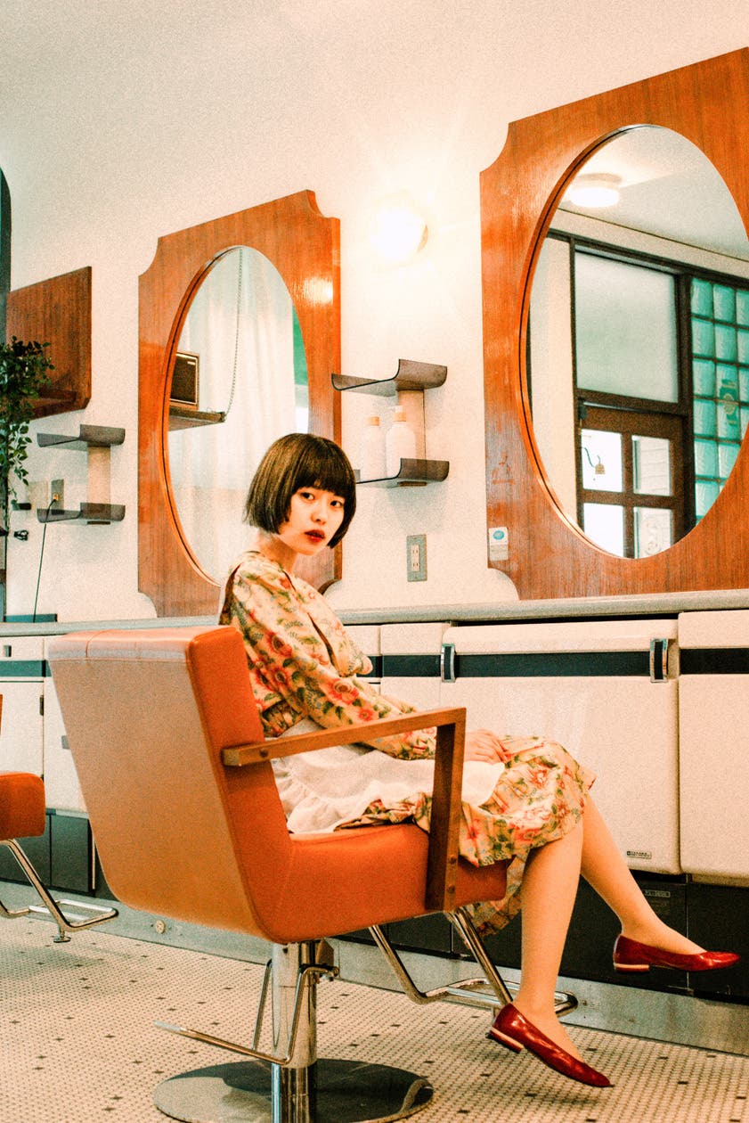 【目黒/西小山/レトロ×アンティーク美容室スタジオ】床屋モチーフ/背景スタンド/照明機材/ゴミ捨ておまかせの写真20