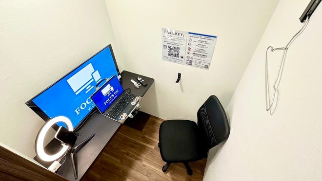 ≪フォーカスオン天王寺2号店Ⓒ号室≫駅近/一番広い/快適オフィスチェアー/完全個室/防音仕様/24H/設備&電源充実の写真4