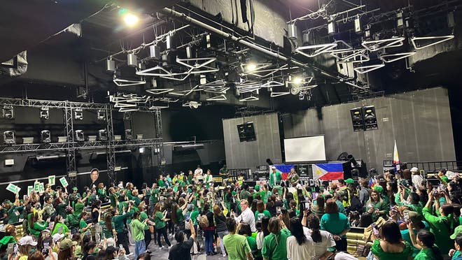 #新宿 #貸切 #大型 #レンタルスペース #LED #500名 #100人以上の写真12