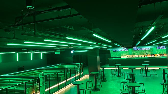 #新宿 #貸切 #大型 #レンタルスペース #LED #500名 #100人以上の写真17