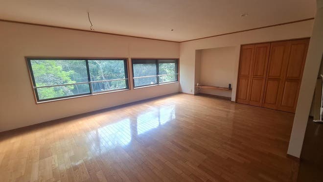 最大61平米の広いスペース、南伊東駅徒歩5分の写真1