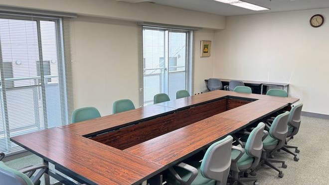 🌟 リロの会議室 板橋本町 3階小会議室 🌟 🚉駅から徒歩3分の好立地 🧭初めてでも安心!スタッフ常駐の会議室🧑💼の写真3